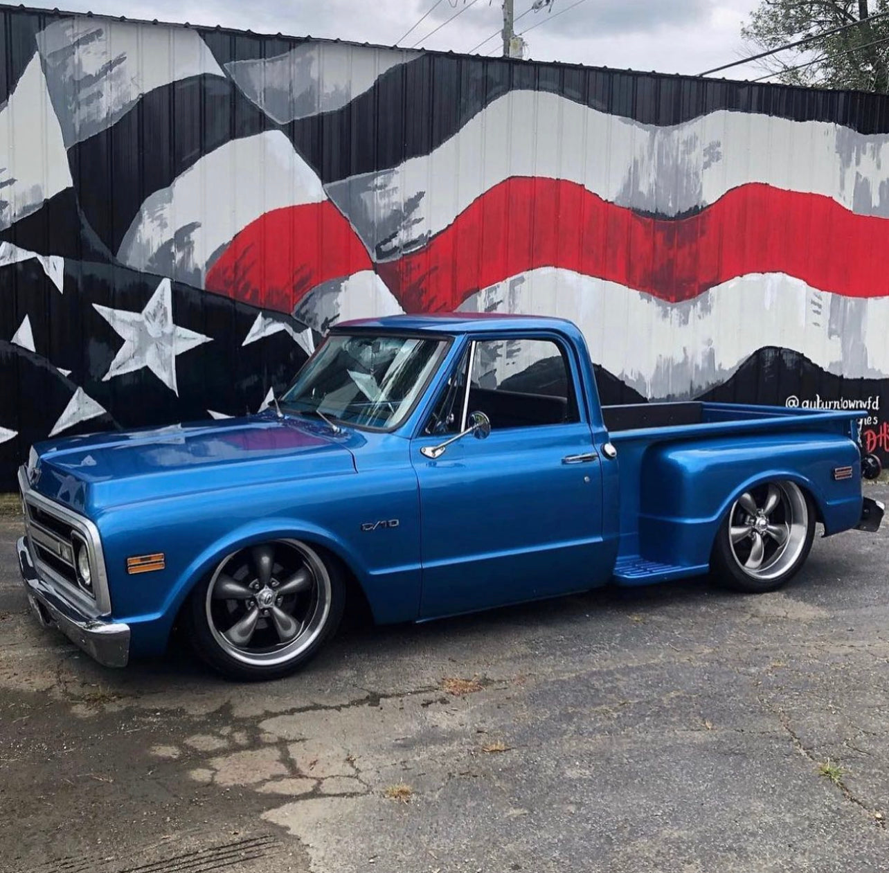 Bleu | 1969 C10 – SIMPLE.C10